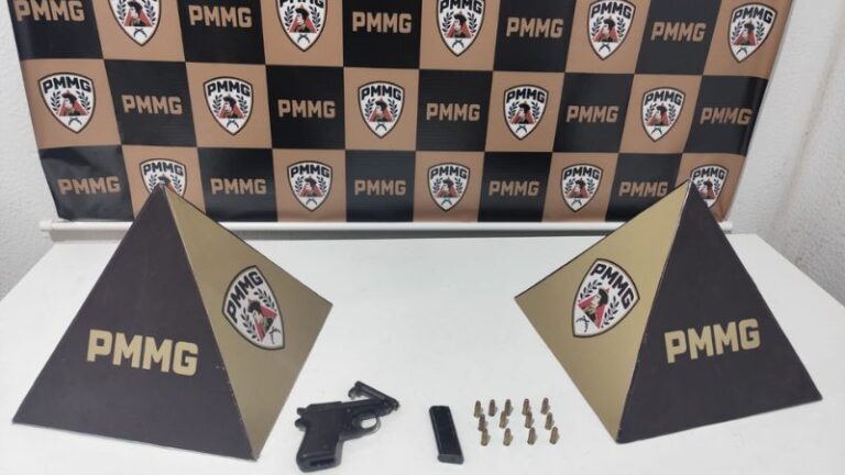 Homem é preso com pistola carregada dentro de carro após denúncia ...